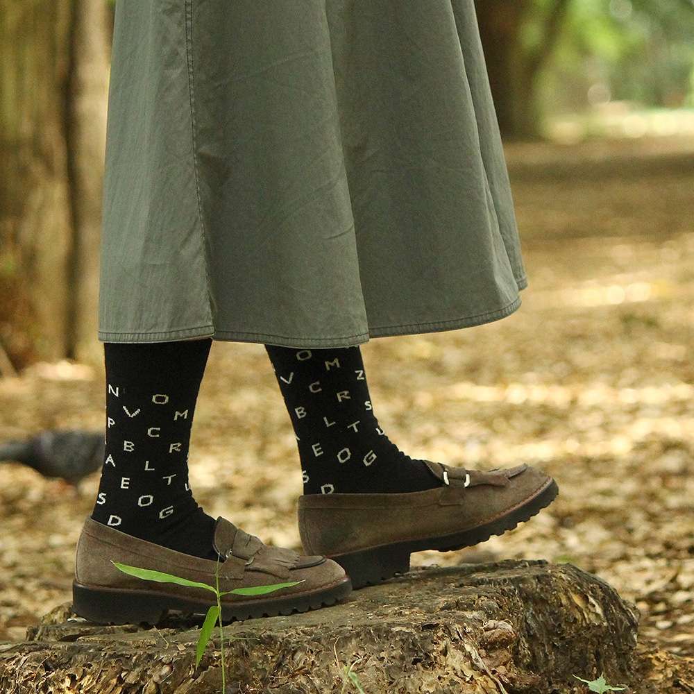 [レディース] Bengt&Lotta/ベングト＆ロッタ ソックス レターズ ブラック | サステナブルショップ エコンフォートハウス ecomfortHouse｜KLIPPAN（クリッパン）総輸入元